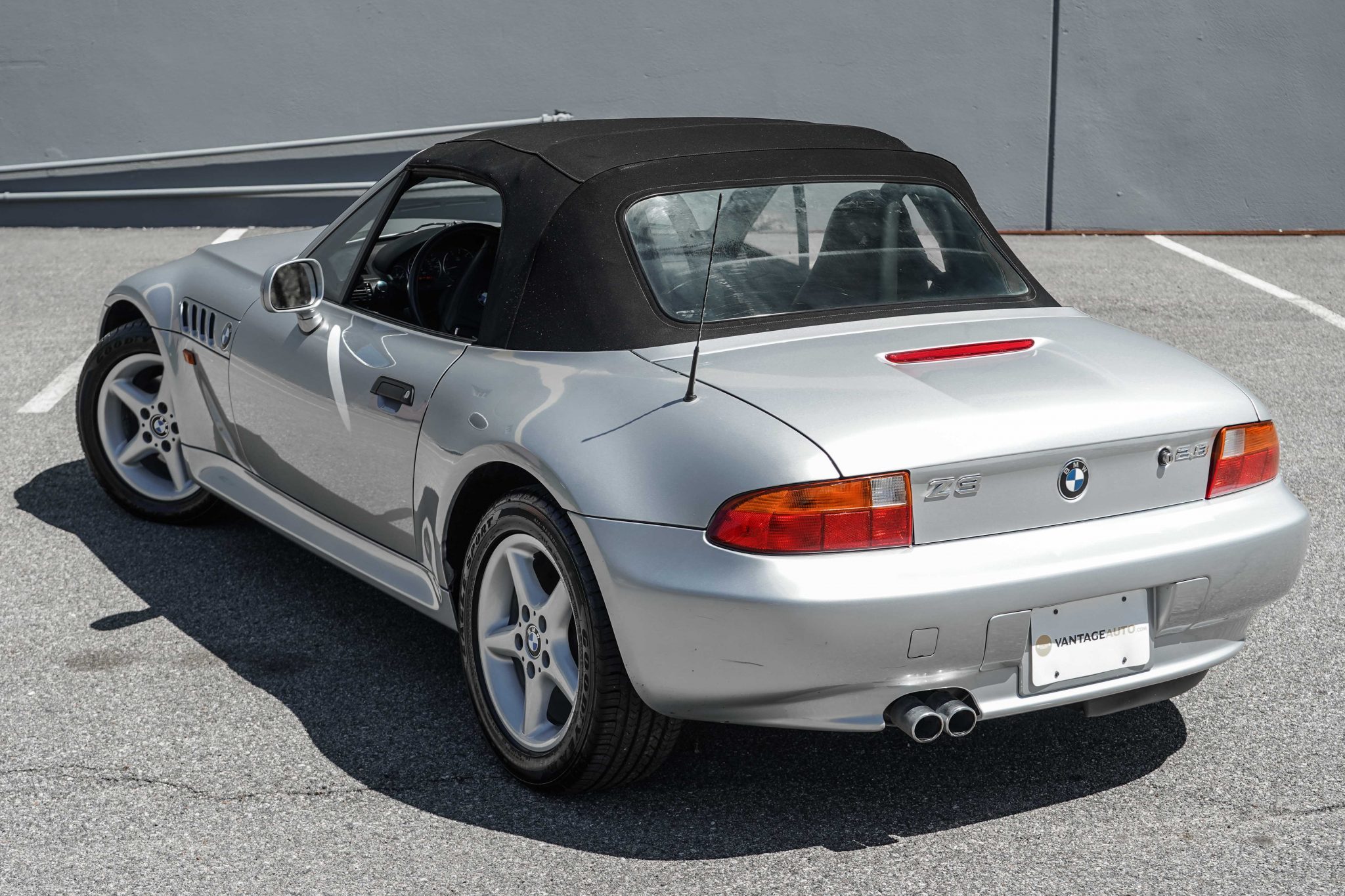 1999 BMW Z3 2.8 5-Speed – Exclusive Autoplex