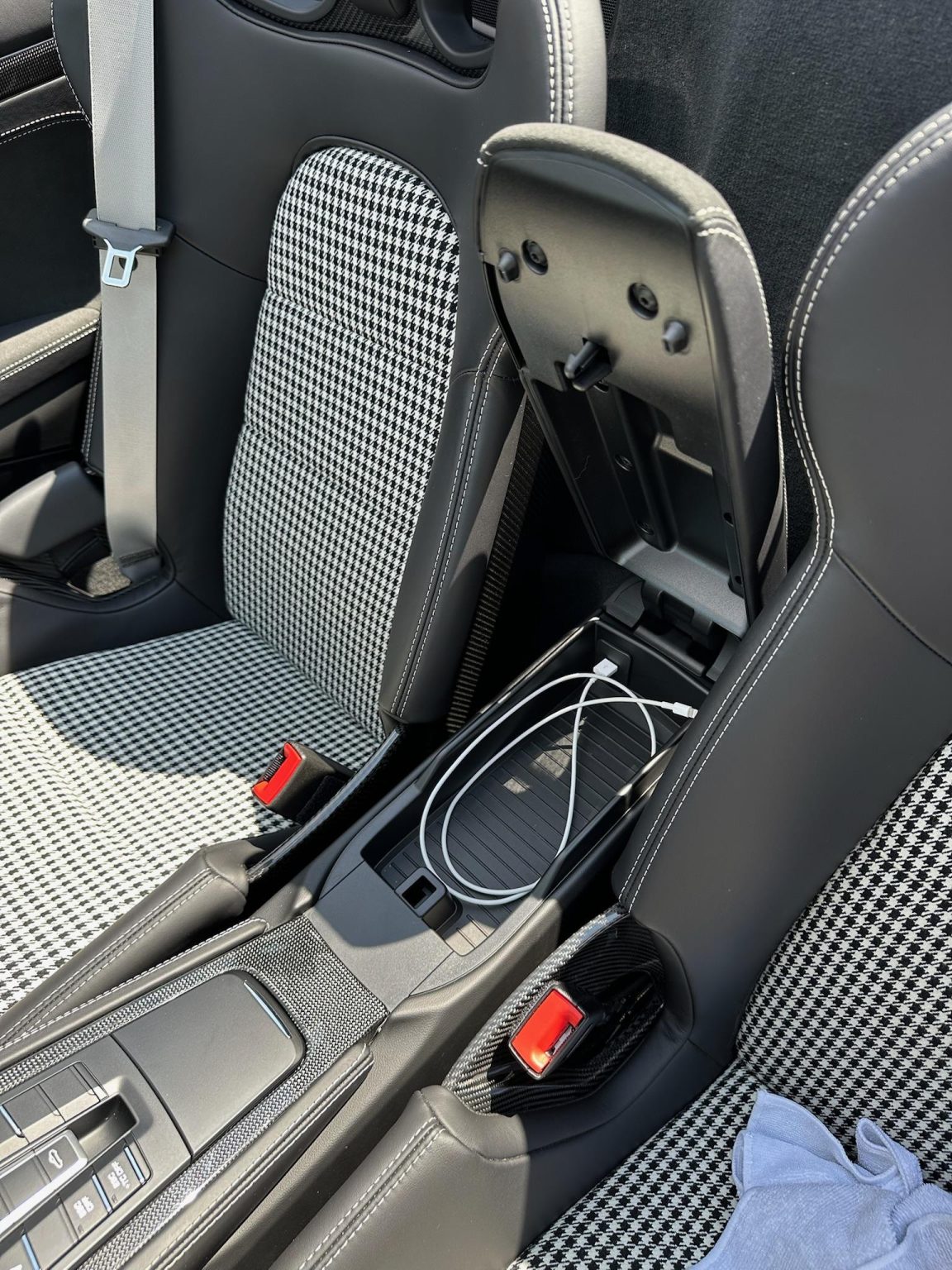 2023 Porsche 718 Spyder 6-Speed – Exclusive Autoplex